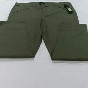 Ralph Lauren | Pants & Jumpsuits | Ralph Lauren Capris Nwt | Poshmark